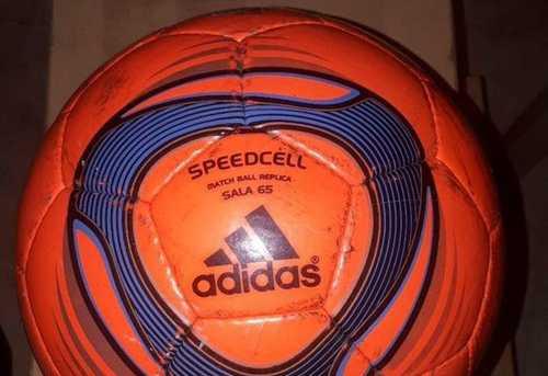 Футбольный мяч adidas Sala Speedsell. Футзал