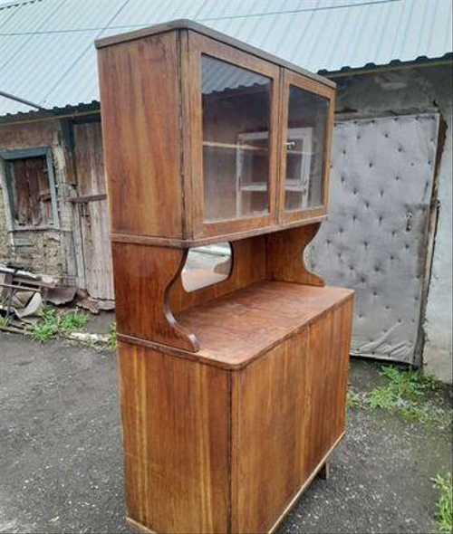 Старинный буфет