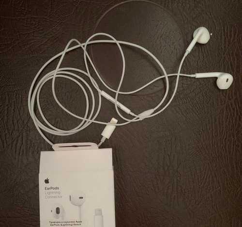 Наушники apple earpods lightning