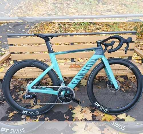 Canyon Aeroad CF SLX 7 eTap 2023