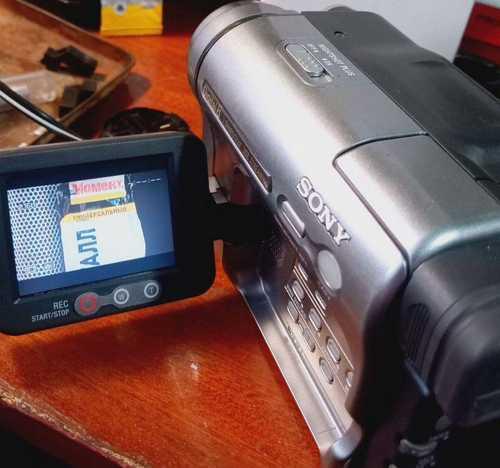Видео камера Sony handycam
