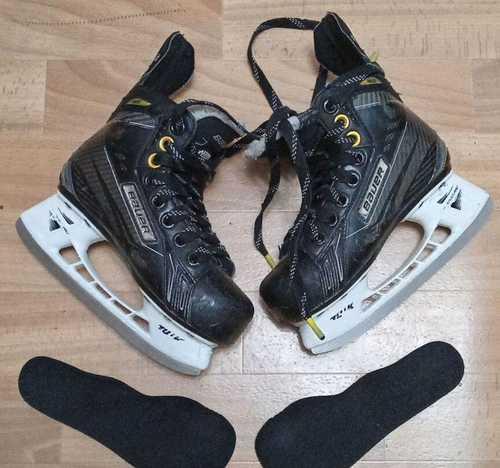 Хоккейные детскиеконьки bauer