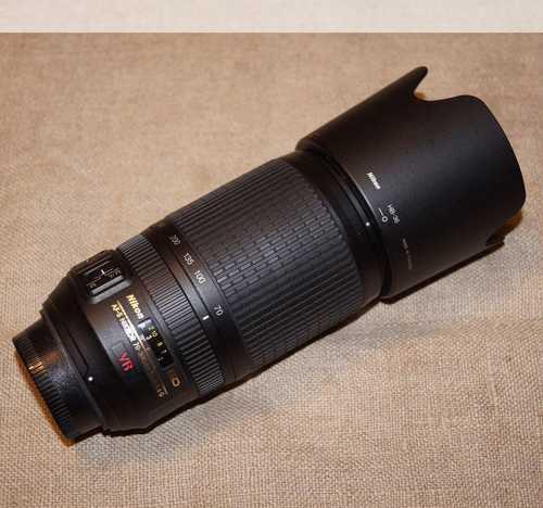 Nikon 70-300mm f/4.5-5.6G VR ED