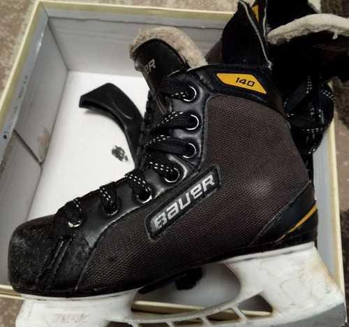 Хоккейные коньки bauer 29,5