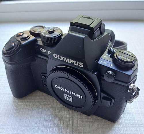 Фотоаппарат Olympus OM-D EM-1