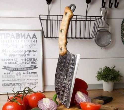 Сербский нож помощник на кухне,на природе