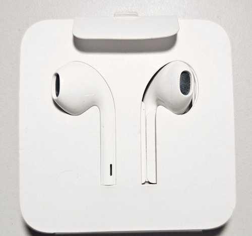 Наушники Apple EarPods (Lightning)