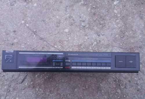 Tuner pioneer