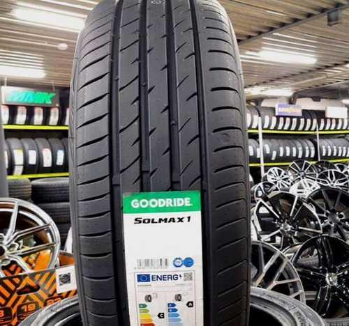 Goodride Solmax 1 205/50 R17