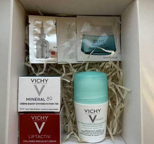 Подарочный набор косметики Виши Vichy