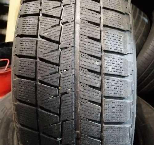 Bridgestone Blizzak Revo GZ 205/60 R16