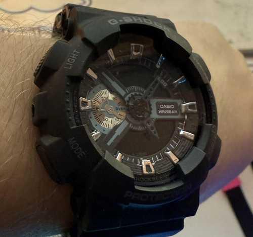 Наручные часы g-shock