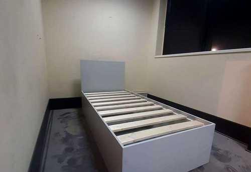 Кровать двуспальная из массива сосны