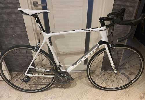 Шоссейный велосипед Giant TCR Advanced SL