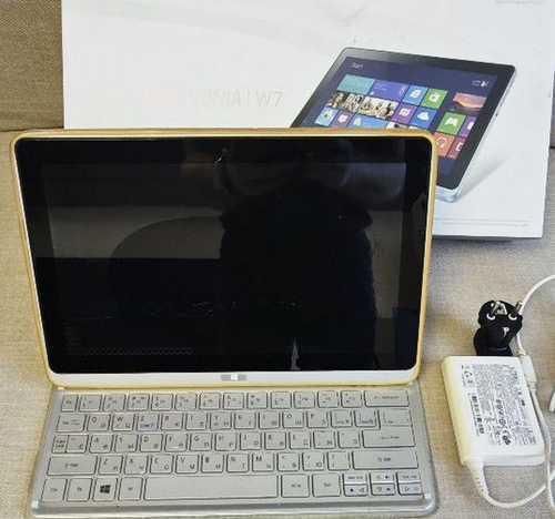 Планшет на windows Acer Iconia Tab W700