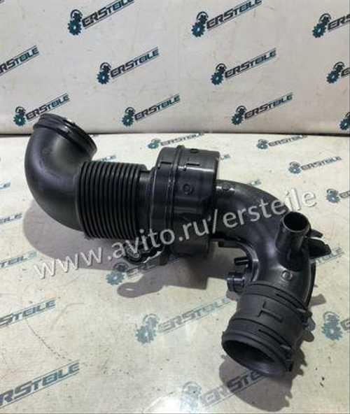 Воздушный патрубок Land Rover Jaguar 2.0 PT204