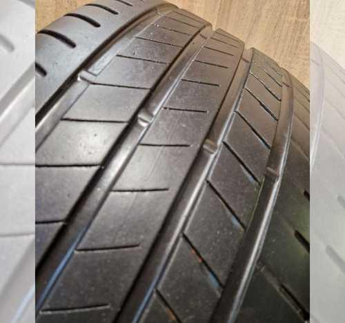 Bridgestone Alenza 001 305/40 R20 и 275/45 R20 112Y