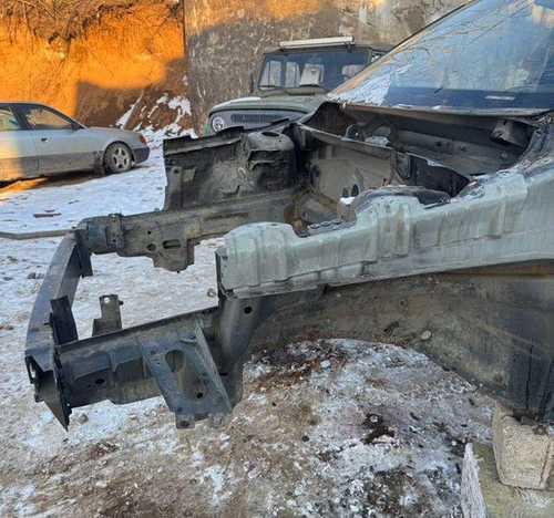 Передняя четверть Volvo Xc90 D5244T4 2007
