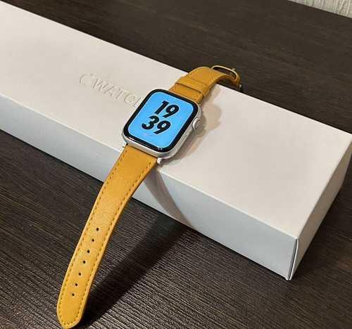 Часы apple watch 4 44 mm nike