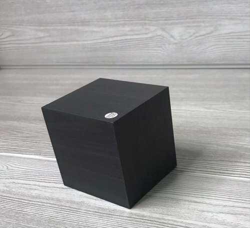 Часы куб