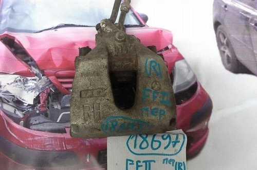 Суппорт передний правый Ford Focus II 2005-2008
