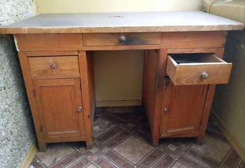 Старинный письменный стол под восстановление