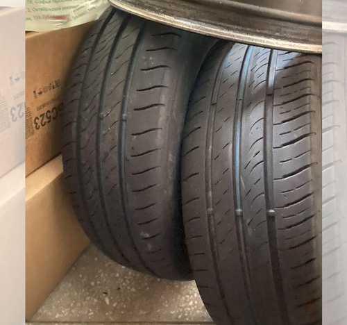 Viatti Strada 2 (V-134) 185/65 R15 V