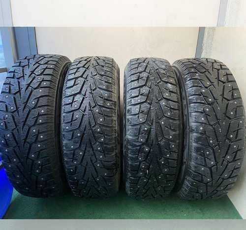 Yokohama Ice Guard Stud IG55 215/65 R16 102T