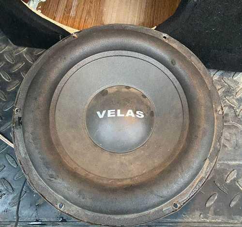 Сабвуфер velas