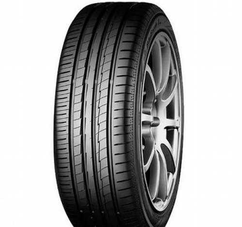 Yokohama BluEarth-GT AE51E 235/45 R17 97W