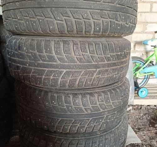 Kumho Eco Solus HM KR22 215/65 R16 50K