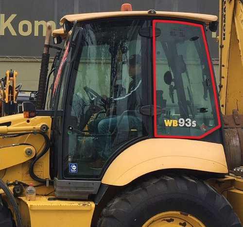 Стекло боковое левое Komatsu WB93R-5, WB93S-5, WB9