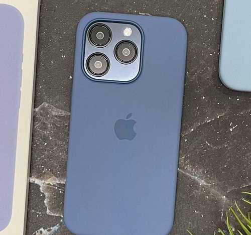 Чехол на iPhone 15 Pro Silicone Case