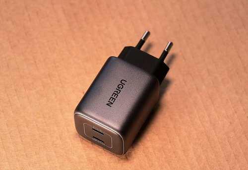 Новое зарядное устройство Ugreen 45w USB-C x2