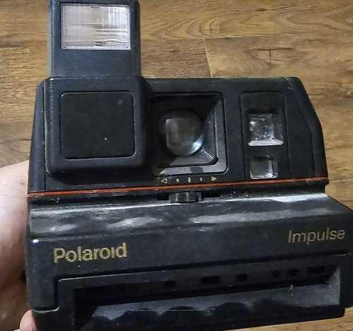 Пленочный фотоаппарат polaroid 600 plus