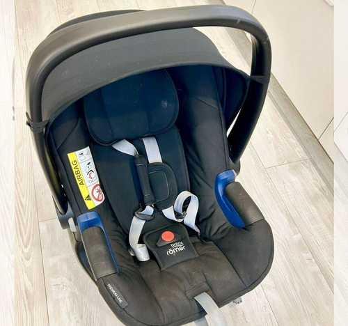 Автолюлька britax romer с базой