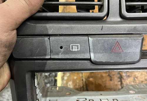 Кнопка обогрева заднего стекла Hyundai Accent