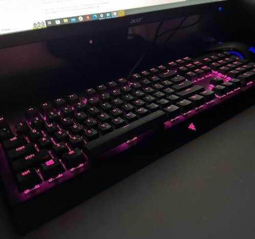 Игровая клавиатура razer