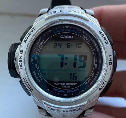 Часы casio pro trek