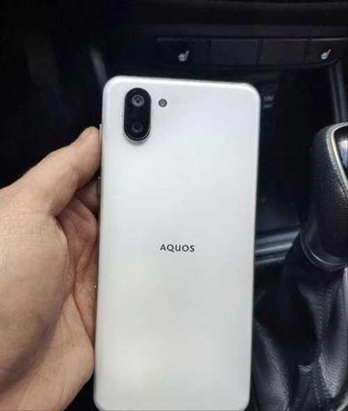 Sharp Aquos R3