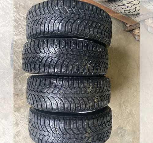 Bridgestone Blizzak Ice 205/55 R16