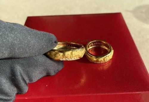 Золотые обручальные кольца 13.5 гр 0.07 ct
