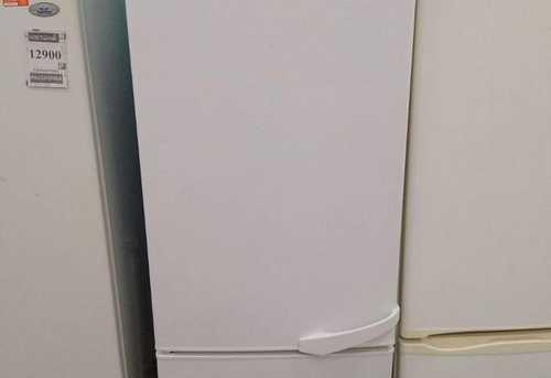 Холодильник Indesit 180 см