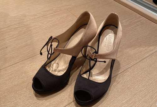Новые атласные туфли Max Mara 36