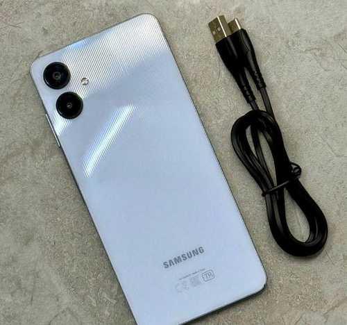 Samsung Galaxy A06, 4/64 ГБ