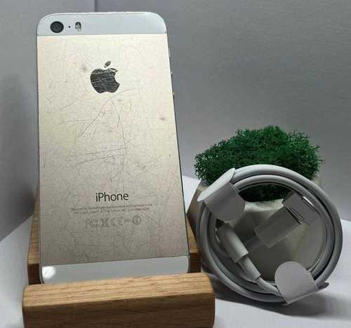 iPhone 5S, 16 ГБ