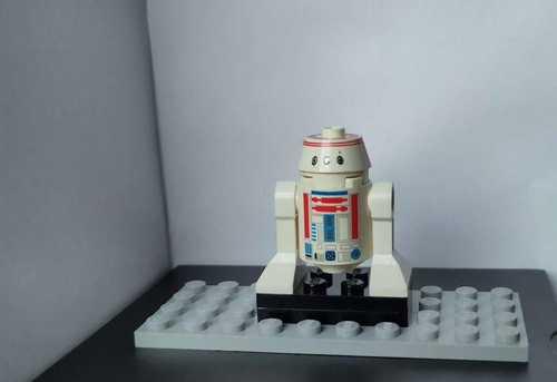 Фигурка R5-D8 из Lego Star Wars
