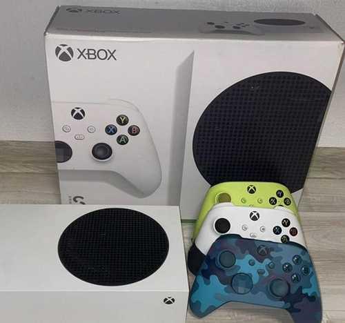 Xbox series s, 3 геймпада, 512Гб