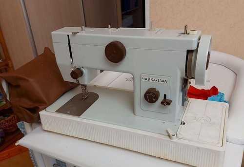 Швейная машина Чайка 134а