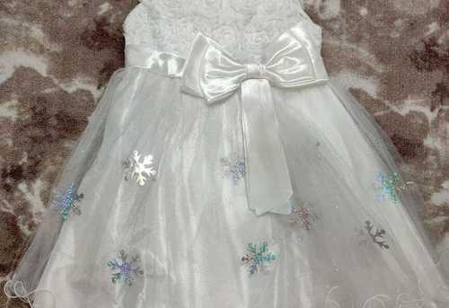 Платье для девочки снежинка 110